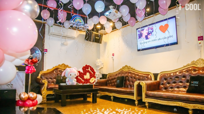 quan-karaoke-to-tinh-lang-man-chiem-tron-trai-tim-crush-4 - ICOOL KARAOKE